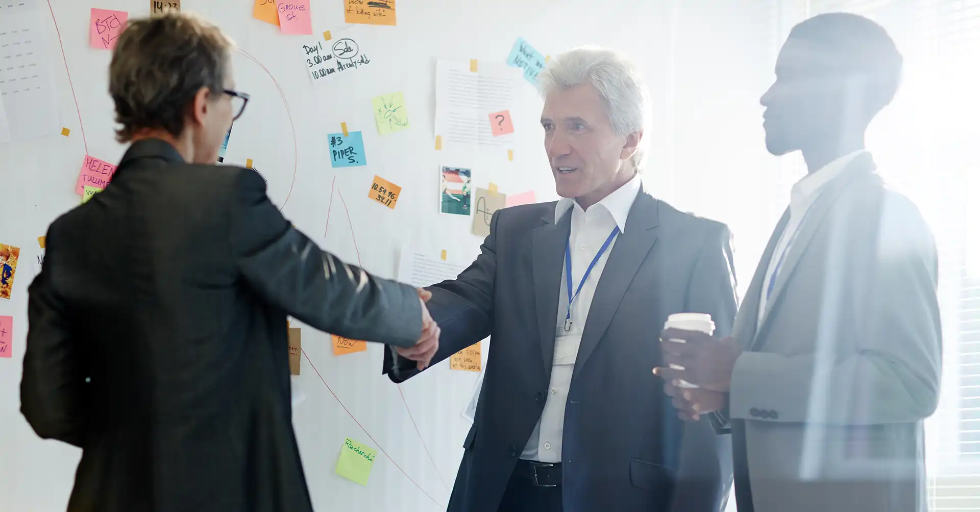 Transparent Closing Strategy: Closing Deals Power with CRO
