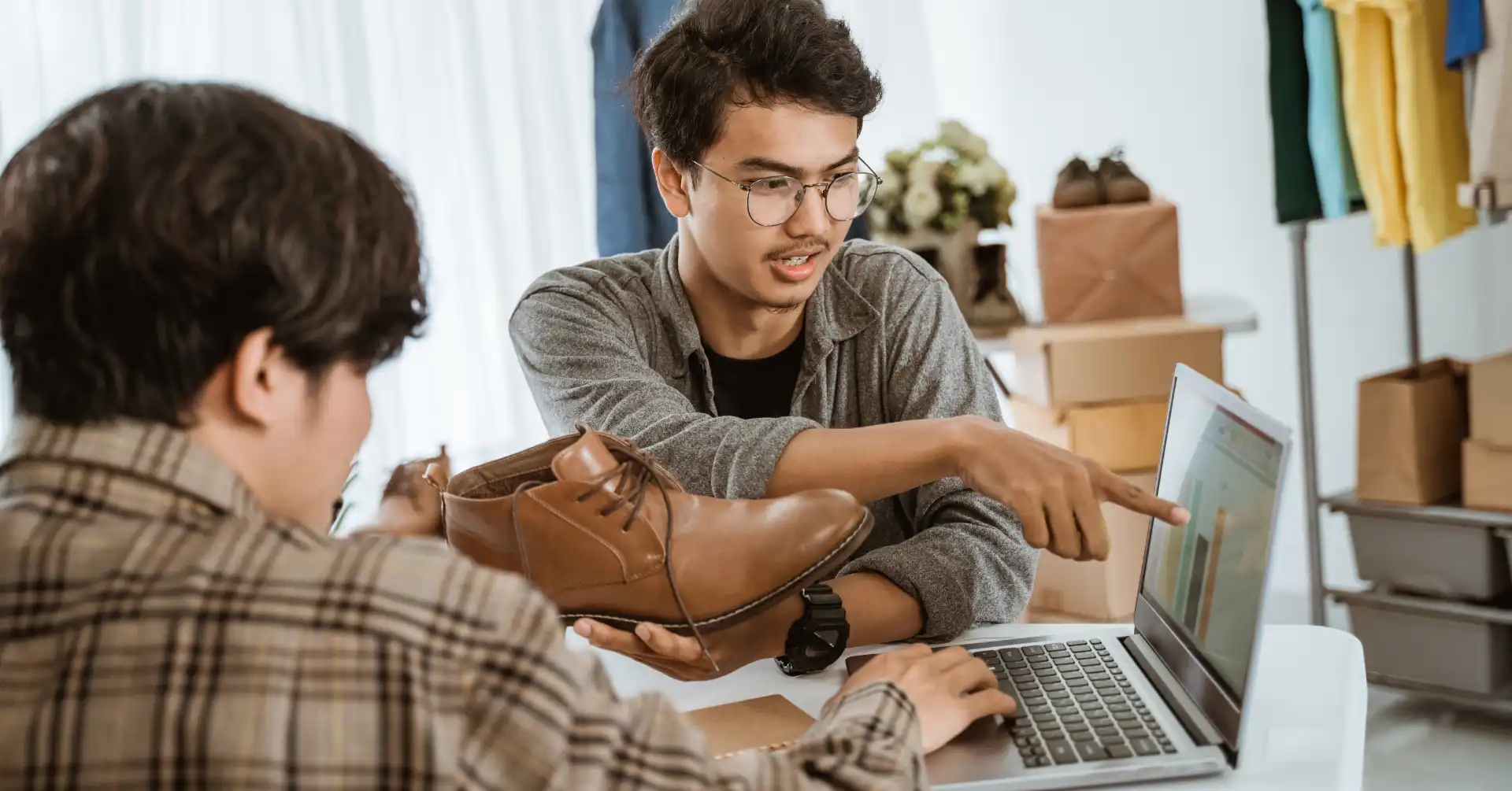 E-commerce Store Success: Build Confidence & Boost Sales