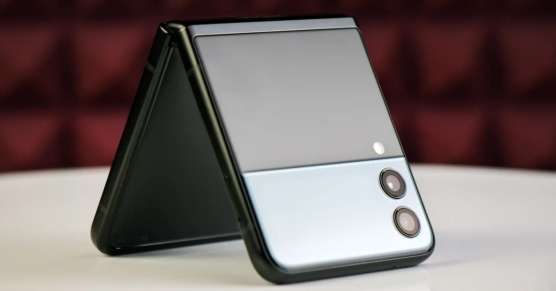 Z Fold 7 Review: The Foldable That Finally Beats the iPhone